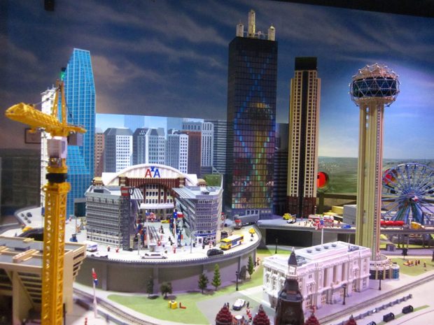 A visit to Grapevine Legoland: Dallas/Fort Worth...in lego miniatures!