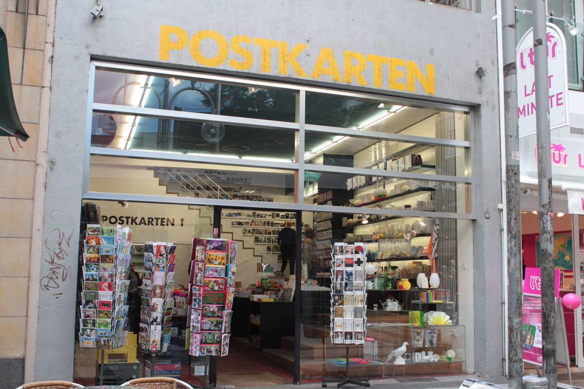 12 Reasons to Send Postcards When You Travel