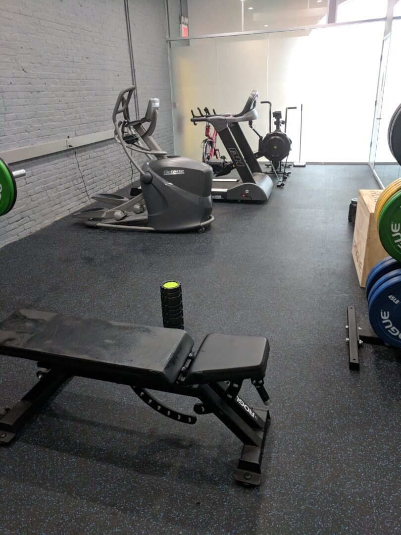 The 5 Tell-Tale Signs of a High-End Luxury Gym